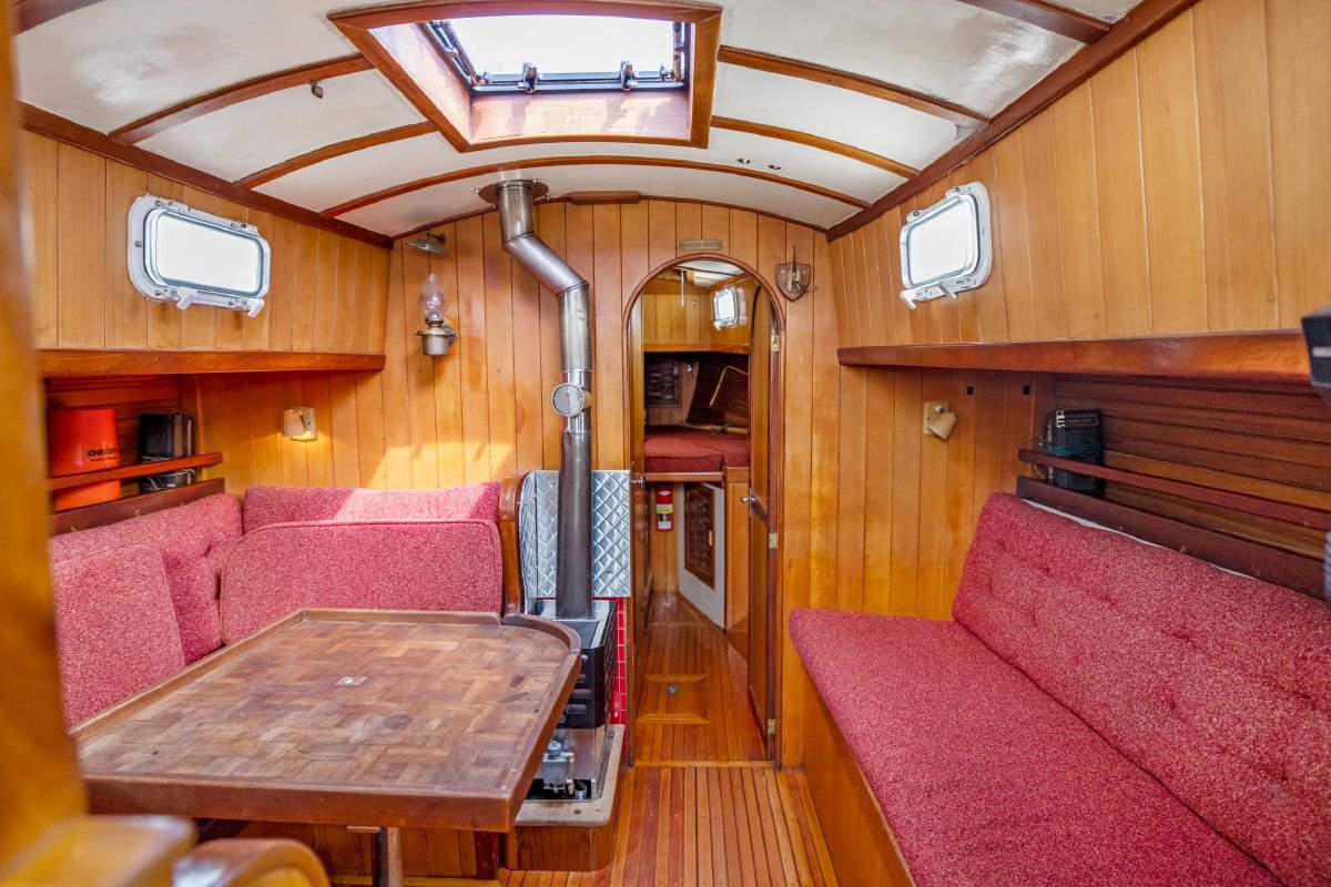 Noon Ocean 34 – Eventyr - Dove Free Spirit