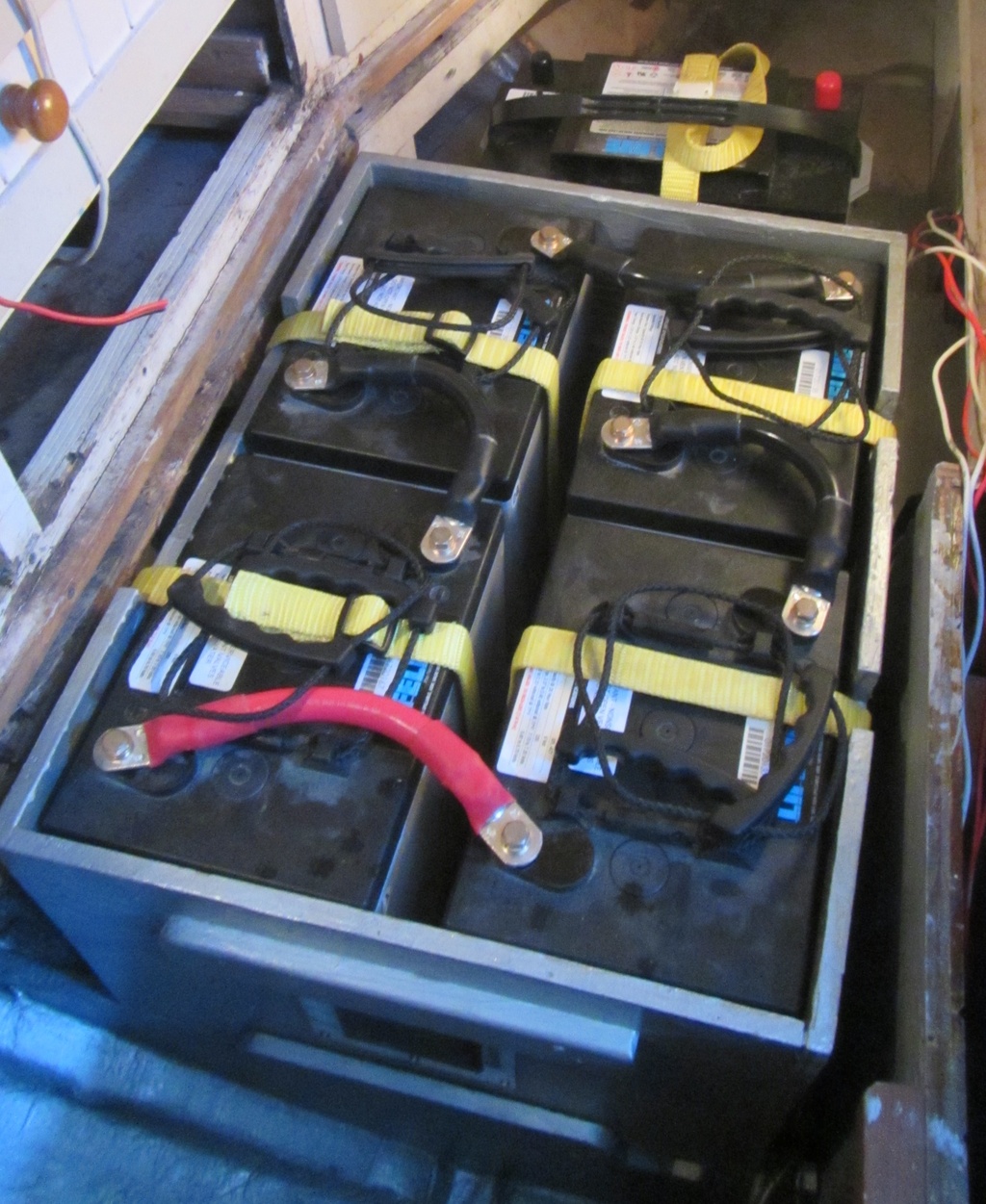 Battery Box | Dove Free Spirit